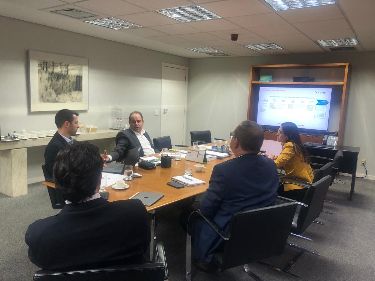 BRDE tem encontro com diferentes áreas do BDMG - BRDE Banco Regional de ... BRDE tem encontro com diferentes áreas do BDMG - BRDE Banco Regional de ...